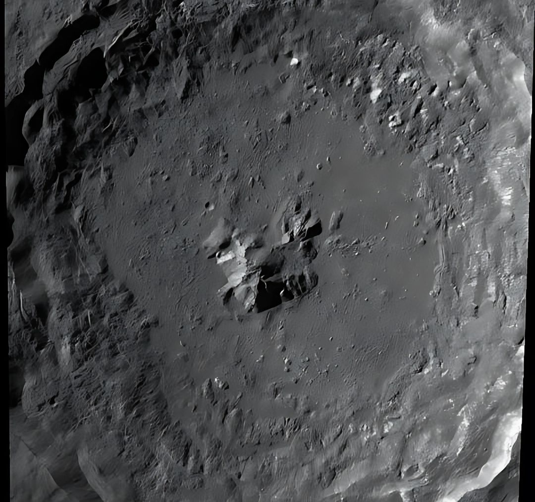 Sun's History Found in Moon’s Crust | AstroCulture